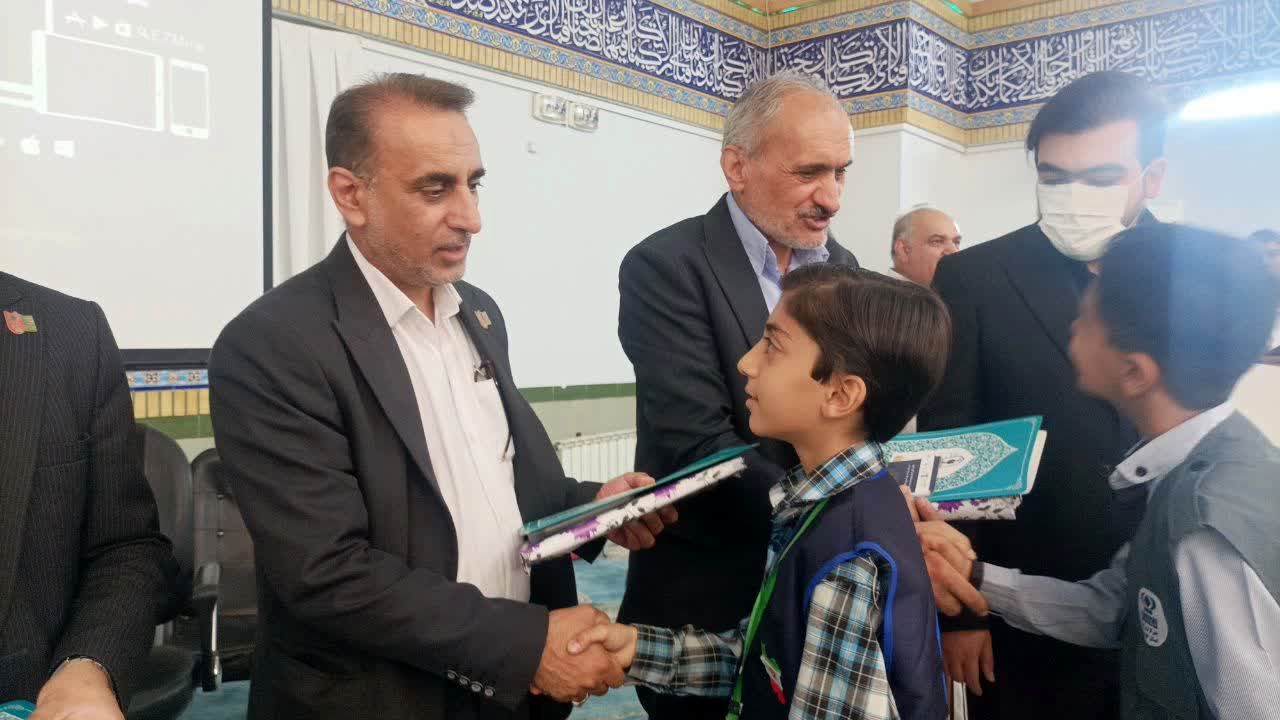 مراسم گرامیداشت سالگرد تاسیس سازمان دانش‌آموزی